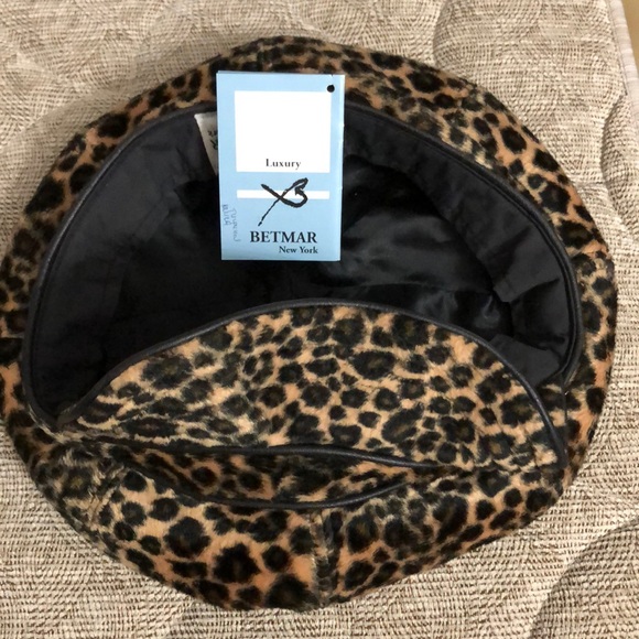 LUXURY BETMAR NYC YORK | Accessories | Luxury Betmar New York Hat ...